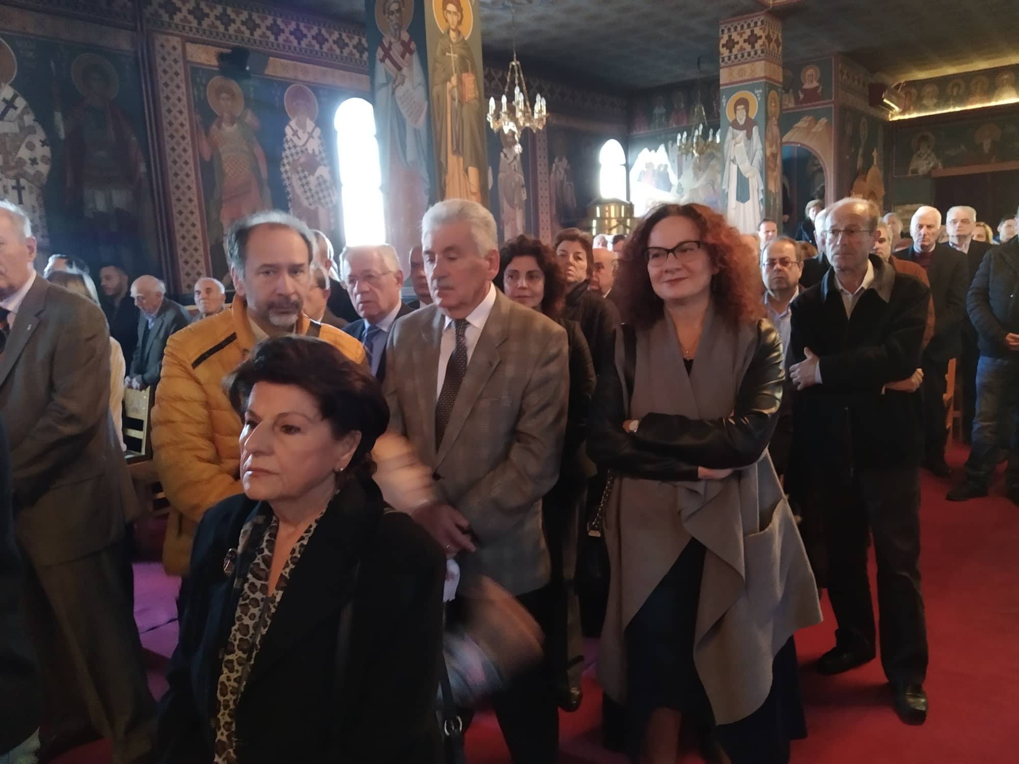 ΑΡΧΙΕΡΑΤΙΚΗ ΘΕΙΑ ΛΕΙΤΟΥΡΓΙΑ ΣΤΗΝ ΗΛΙΟΥΠΟΛΗ! - ΣΥΛΛΟΓΟΣ ΛΕΥΚΑΔΙΩΝ ...